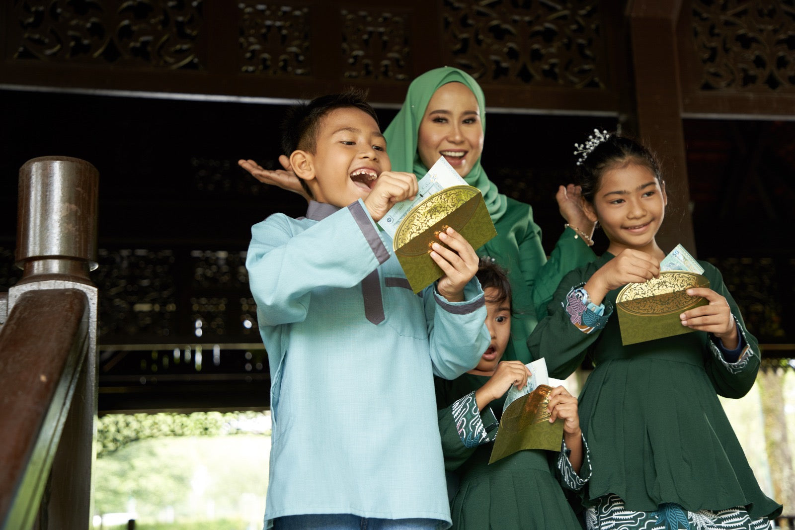 A Kid's Guide to Hari Raya Traditions: Understanding the Festive Magic